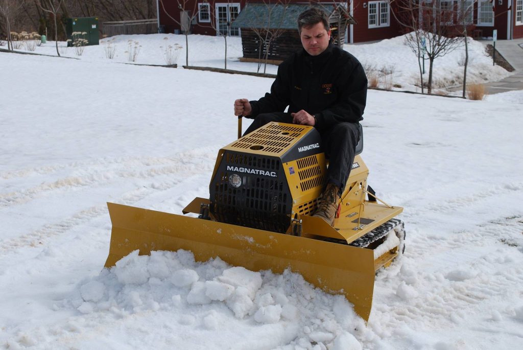 The MINI-DOZER MD196K: Your DIY Mini Bulldozer - Struck Corp