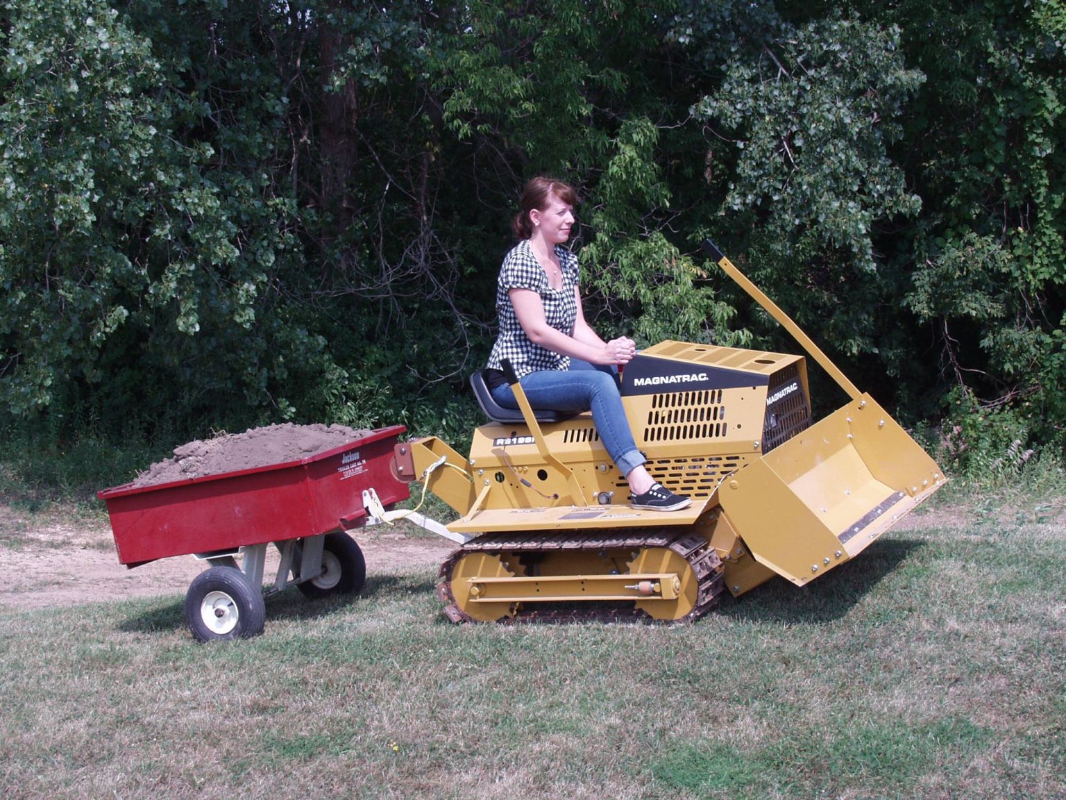 The MINI-DOZER MD196K: Your DIY Mini Bulldozer - Struck Corp